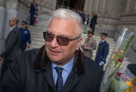 Prins Laurent Voorspelt Wat Er Met Ai Gaat Gebeuren”