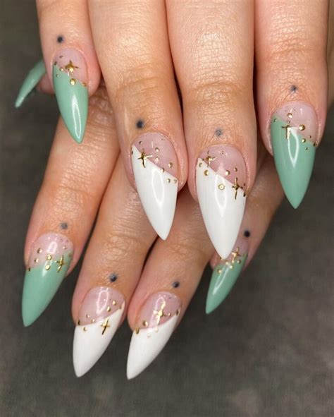 20 Sage Green Nails Sweet Money Bee