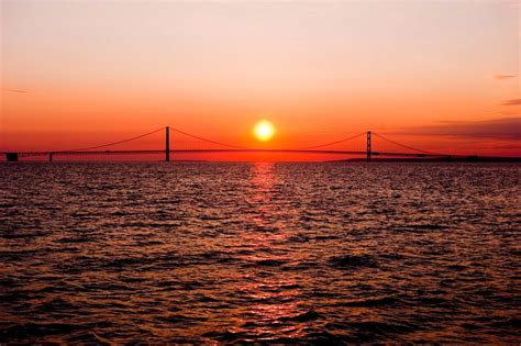 Seasonal Views Gallery Mackinac Bridge Authority