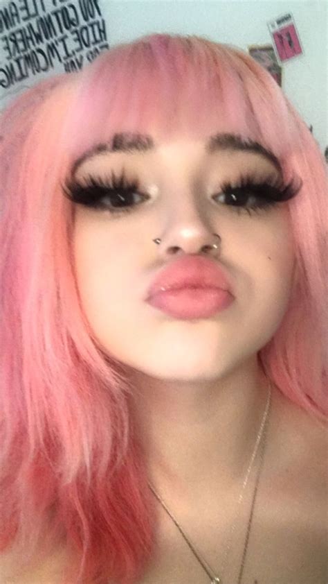 This Is Ary1ku On Instagram Light Pink Hair Cute Makeup Looks Pretty Makeup