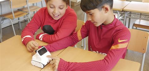 Robots en acció Codey Rocky make learn