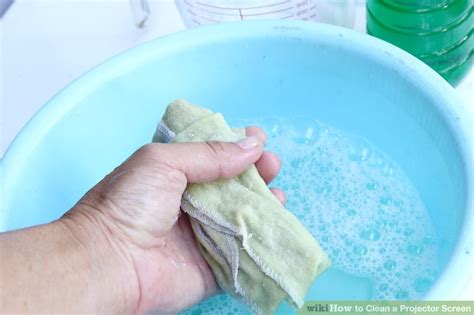 How To Clean A Projector Screen 11 Steps With Pictures