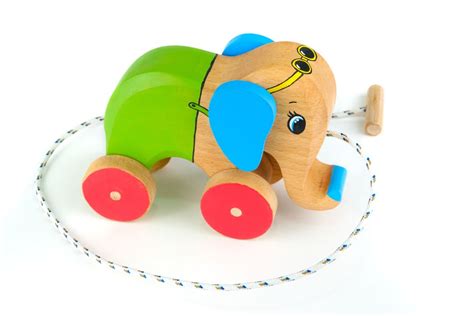 სპილო დიდი ბორბლებზე ესკი