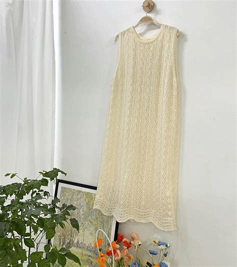 이버라킴 펀칭 레이스 시스루 레이어드 나시 니트 롱 원피스