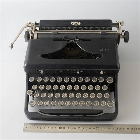 Yahoo オークション Royal ロイヤル タイプライター Typewriter アン