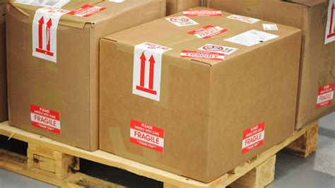 Safe Transit Best Practices To Protect Fragile Items In Shipping