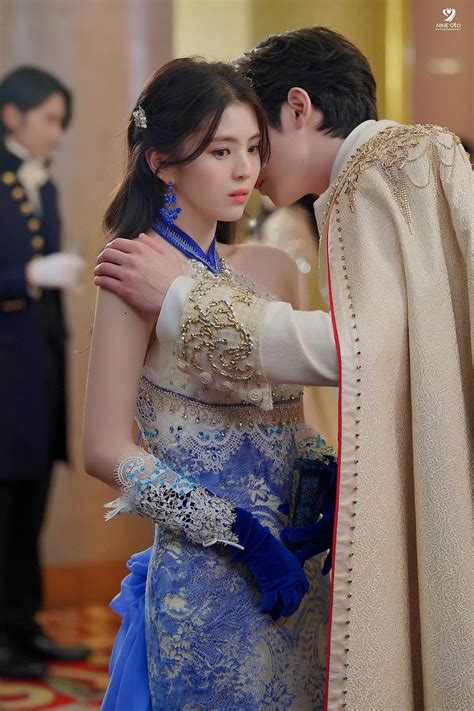 한소희 Han Sohee Updates on Twitter Aktris Selebritas Putri