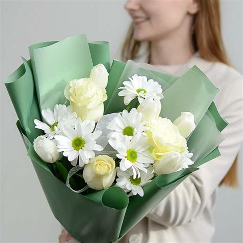 Композиция с орхидеями и эвкалиптом Цена — 2590 ₽ Бесплатная доставка в Казани Арт 23716