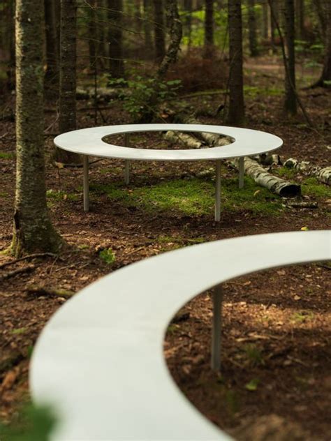 森林里的纪念装置 Nesting Loops Thom Fougere Mooool木藕设计网