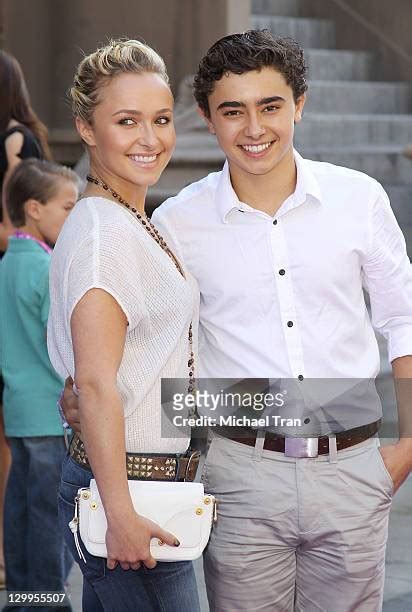 Hayden Panettiere 2011 Photos And Premium High Res Pictures Getty Images