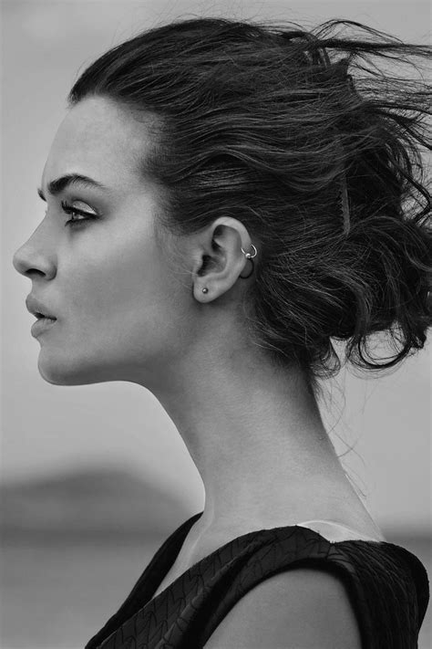 Side Portrait Photography How To Shoot Stunning Black And White