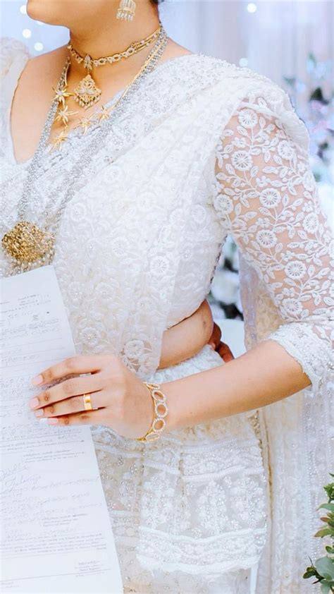 Off White Kandyan Bridal Saree Design Buddhist Wedding Dress Sri