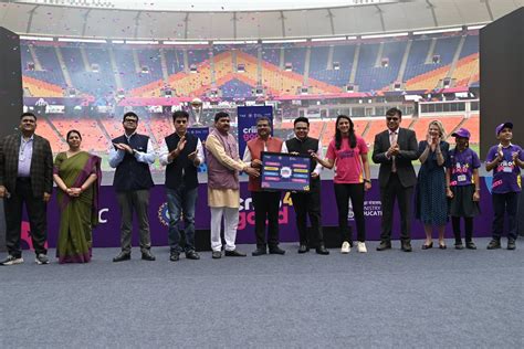 𝐆𝐞𝐧𝐝𝐞𝐫 𝐞𝐪𝐮𝐢𝐭𝐲 𝐭𝐡𝐫𝐨𝐮𝐠𝐡 𝐜𝐫𝐢𝐜𝐤𝐞𝐭 BCCI ICC and UNICEFIndia jointly