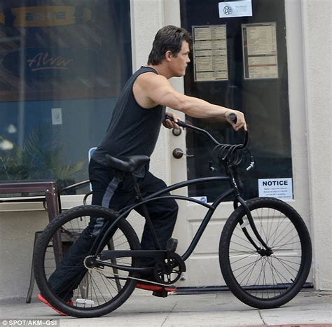 Josh Brolin Shows Off His Bulging Biceps On Bike Ride In Las Santa Monica Neighborhood Daily