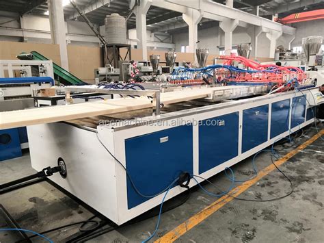 Pvc Wpc 플라스틱 문 널 패널 밀어남 기계 생산 라인 Buy Wpc 문 만드는 기계pvc 문 제조 기계모조 플라스틱 문 만드는 기계 Product On