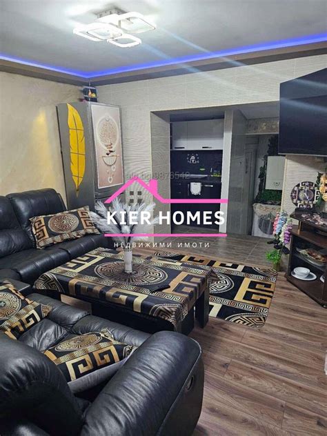 Продавам къща в Димитровград Двуетажна къща 120 кв м РЗП 500 кв м двор Къщи Вили Дими