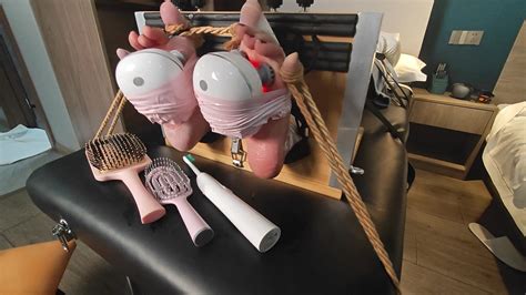 Chinese Girl Toe Tied Tickle Türkçe