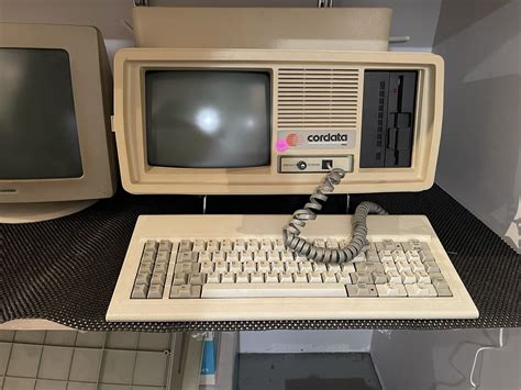 View Item Kennett Classic Computer Museum And Tshop In Kennett