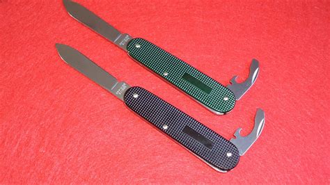 I Love SAK's: Victorinox Alox Bantams - Green and Black with Red Shield