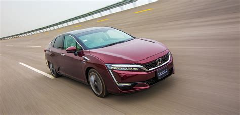 第三代混动系统运动化风格 本田 Insight 量产版发布新闻新出行