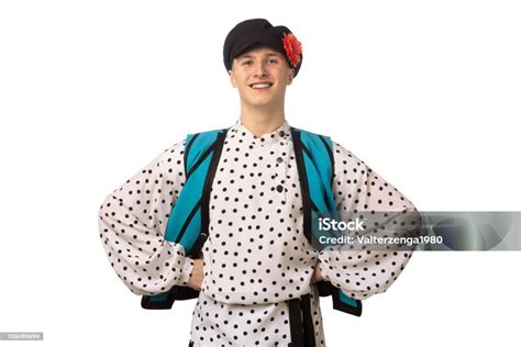 Atractivo Chico Ruso Bailando En Traje Aislada En Blanco Foto De Stock