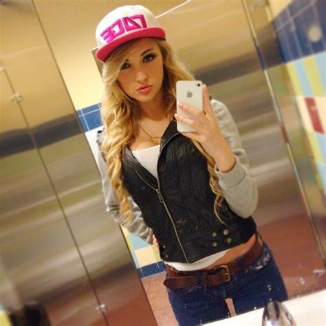 Pictures Of Elsa Faith