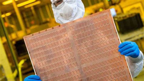 Samsung To Use Glass Substrate For Semiconductor Manufacturing In 2028