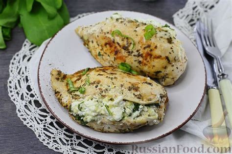 Рецепт: Кармашки из куриного филе с творогом, сыром и шпинатом (на ...