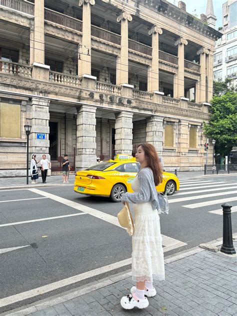 女大学生搭子群