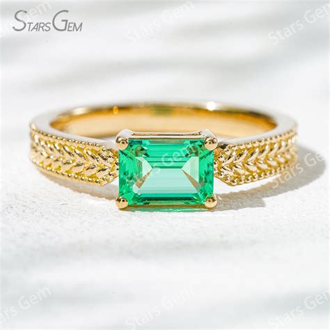 5×7mm Octagon Emerald Cut Lab Grown Emerald 18k Yellow Gold Solitaire