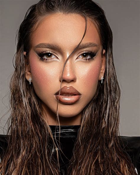 Dramatic Eye Makeup 27 Ideas And Step By Step Tutorials For Stunning Looks