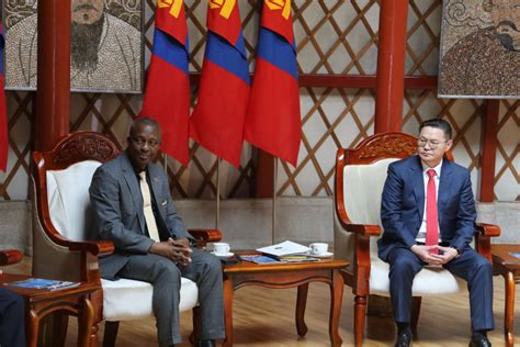 НҮБ ын Аж үйлдвэр хөгжлийн байгууллага нь мал аж ахуйн салбарт шинэ