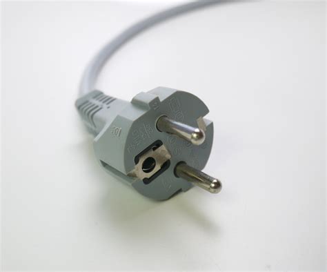 Travel Power Sockets Around The World Sockets And Plugs By Country