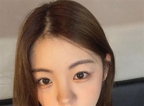 221026 Classy Twitter Update Riwon Kpopping