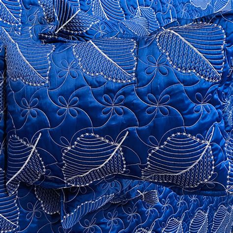 Leaf Bed Spread Blue