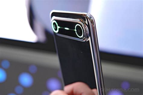 TECNO Spark Slim Concept Smartphone mỏng nhất thế giới