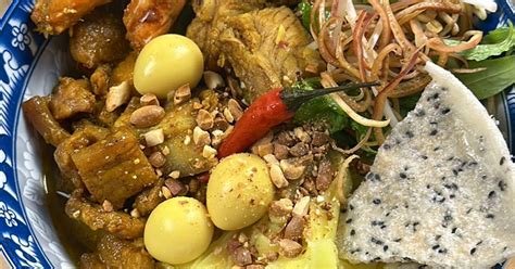Vietnamese Quảng Noodle W Shrimp And Pork Mì Quảng Tôm Thịt Recipe By
