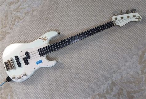 VA VA Custom Pro Valley Arts Guitars Pre Samick Pre Gibson