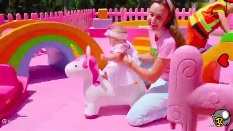 ولادی ونیکی جدید چالش چهار رنگ ماشین سواری ولاد و نیکی سرگرمی کودک فیلو