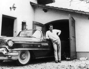 15 Iconic Photos Of Old Hollywood Stars Showing Off Their Cadillacs