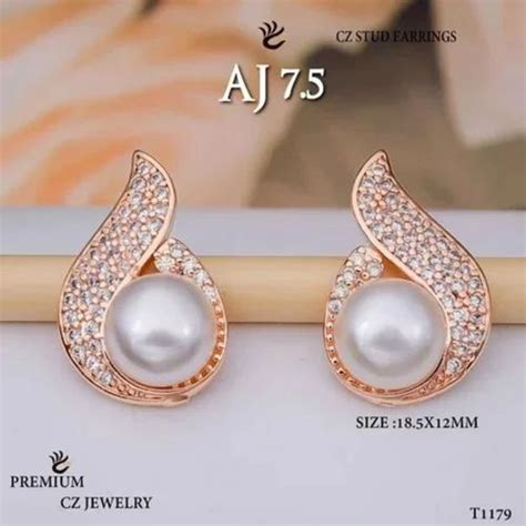 Rose Gold Round Brass Stud Earrings At ₹ 250pair In New Delhi Id