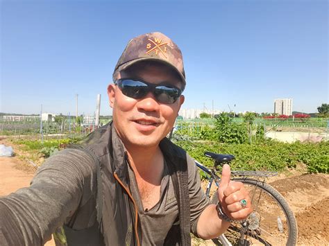 최인식 일체유심조一切唯心造ㅡ모든 것은 마음먹기에 달려 있다 가장 아깝고 소중한 것은 자기 자신입니다 그렇기에 자기를 함부로 주지 말고 아무 것에게나 함부로