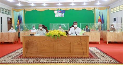 រដ្ឋបាលខេត្តព្រះសីហនុ រៀបចំពិធីសំណេះសំណាលជាមួយមន្ត្រីសាលាខេត្ត និងមន្ត្រីសុខាភិបាល ក្រសួងព័ត៌មាន