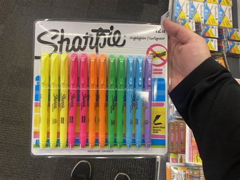 The Ratio Of Color Options In This Highlighter Pack Rmildlyinfuriating