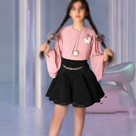 ۲۹ مدل شومیز دامن دخترانه بچه گانه برای عروسی ؛ قشنگ ترین مدل‌ها