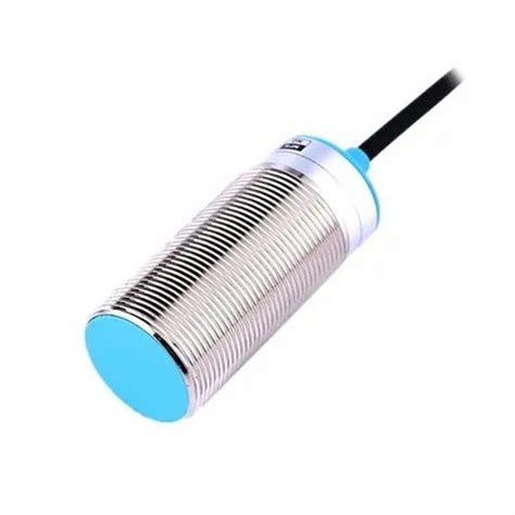 Cylindrical Sensing Distance 10mm Tni Inductive Sensor M30 At Rs 200