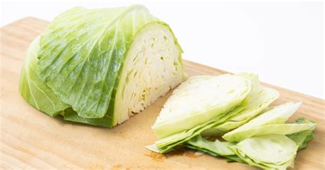 한눈에 보는 시세 양배추 작황 호조 물량 넘쳐 8월까지 값 약세 전망