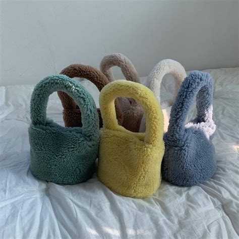 다미님 8컬러 뽀글이 토트백 양털 퍼 겨울 기모 라운드 원통 숄더백 핸드백 가방 여행 패딩 가죽 미니 니트 미니 스퀘어 지퍼 캔버스 에코 여성 체인 퀼팅 레더 스웨이드