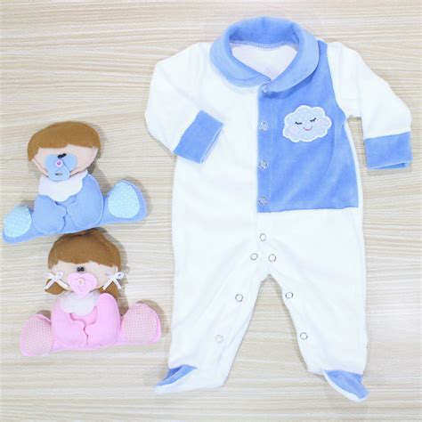 Macacão Tip Top Bebê Prematuro Em Plush Branco Frente Branco