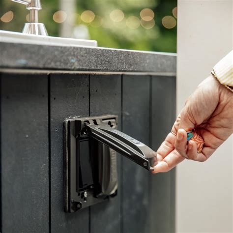 How To Hang String Lights